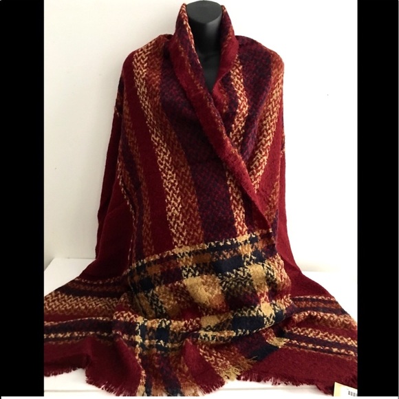 Collection XIIX | Accessories | Nwt Oversized Fluffy Winter Shawl Wrap ...